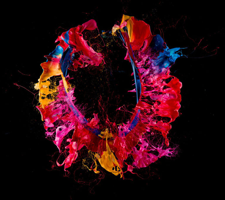 Colores explosivos por Fabian Oefner ⋮ Pixelismo